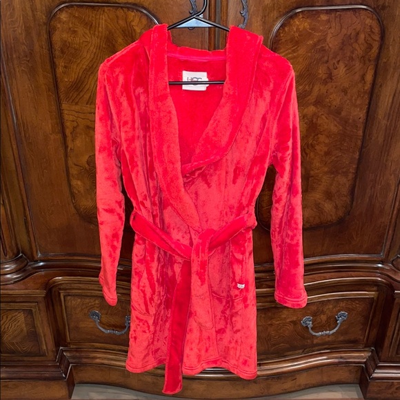 UGG | Intimates & Sleepwear | Ugg Womens Red Plush Robe Xs | Poshmark